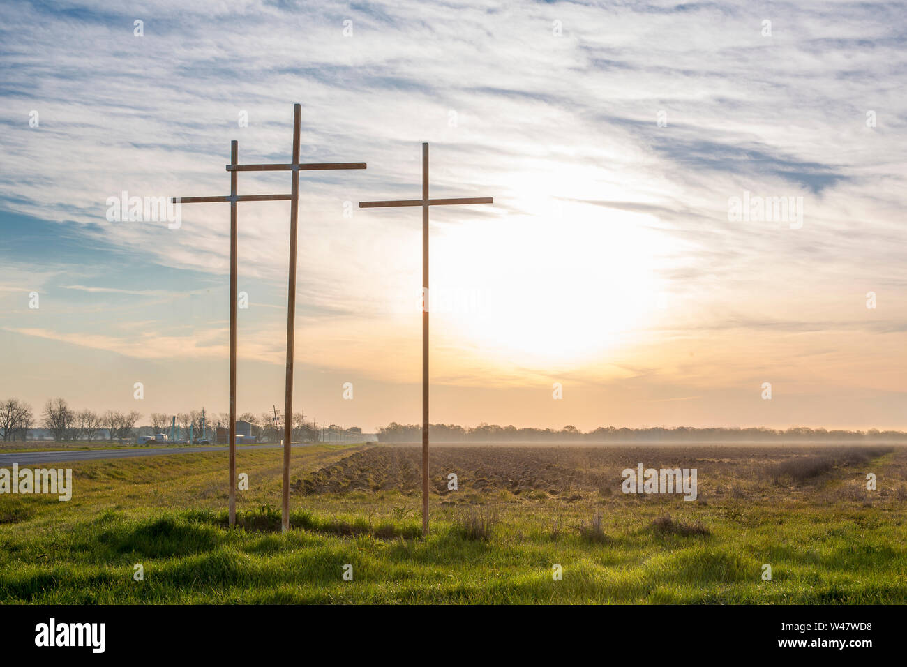Crucifixion calvary crosses dawn hi-res stock photography and images ...