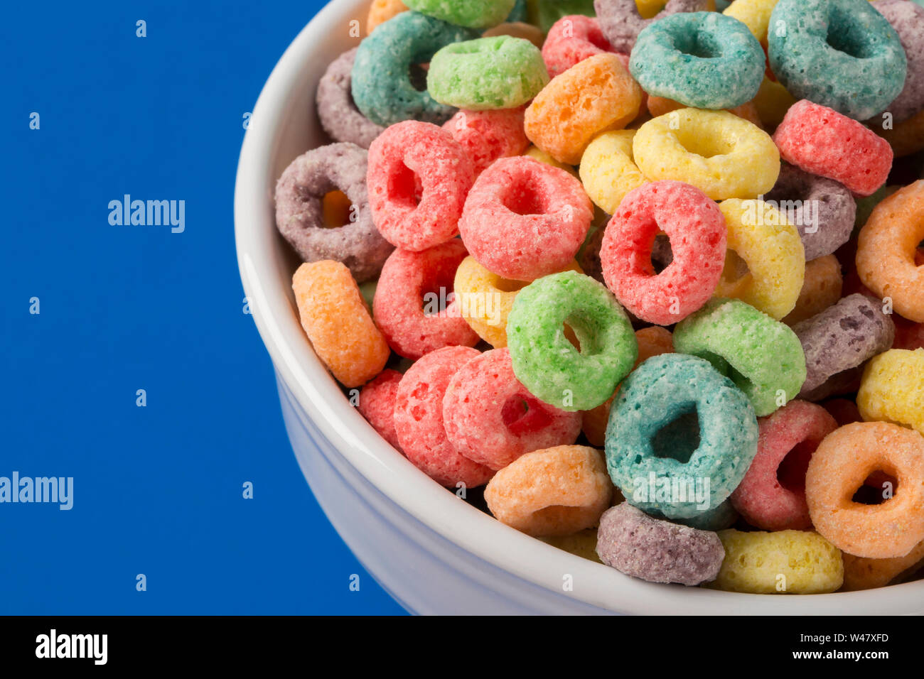 Orange blue green purple cereal hi-res stock photography and images - Alamy
