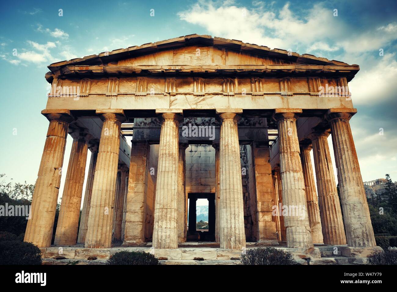 Temple of Hephaestus closeup view in Athens, Greece Stock Photo - Alamy