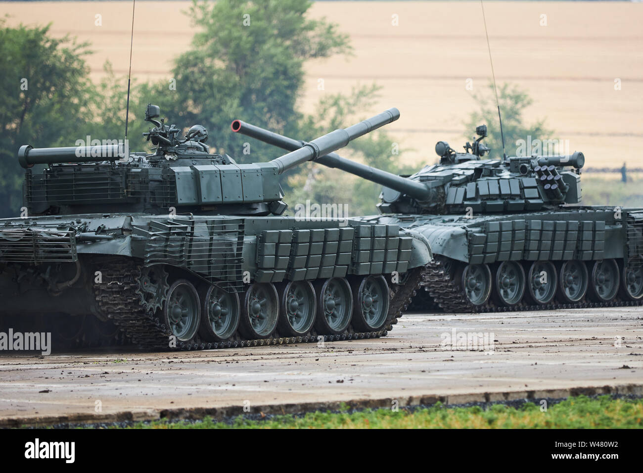 T 72 tanks hi-res stock photography and images - Alamy