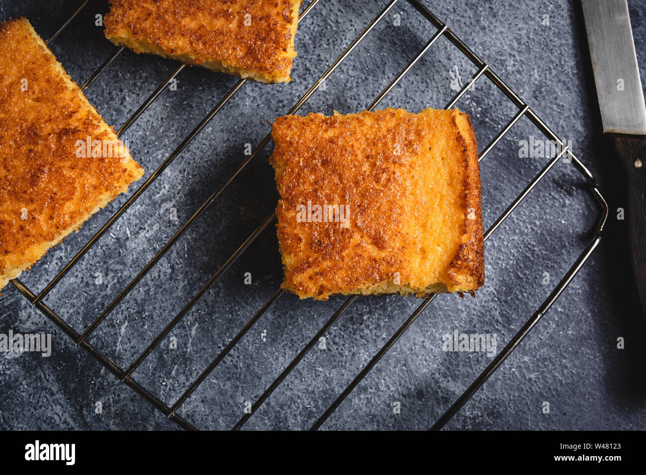 Corn bread squares hi-res stock photography and images - Alamy