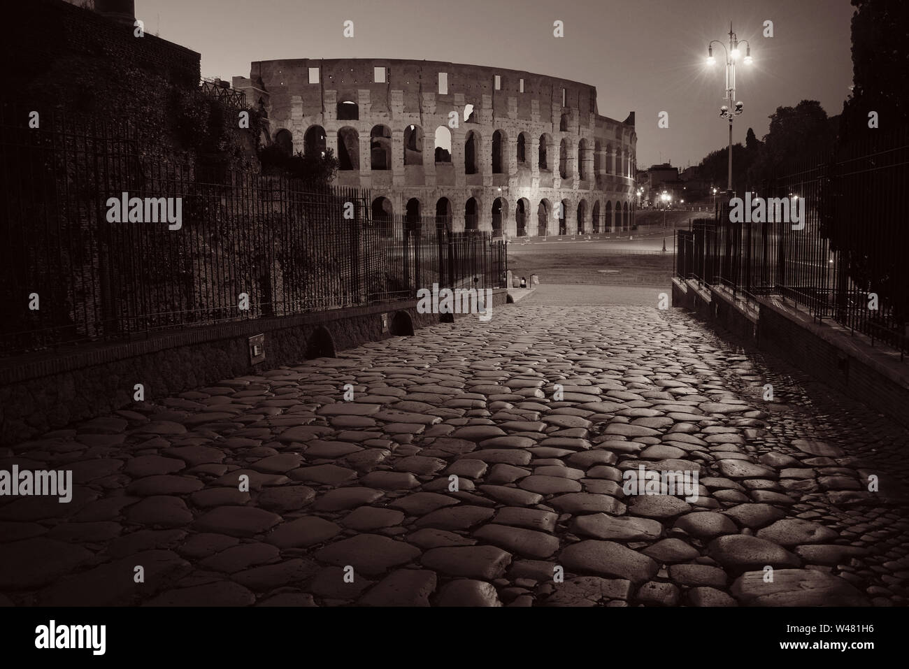 Colosseum at night in Rome Italy black and white Stock Photo - Alamy