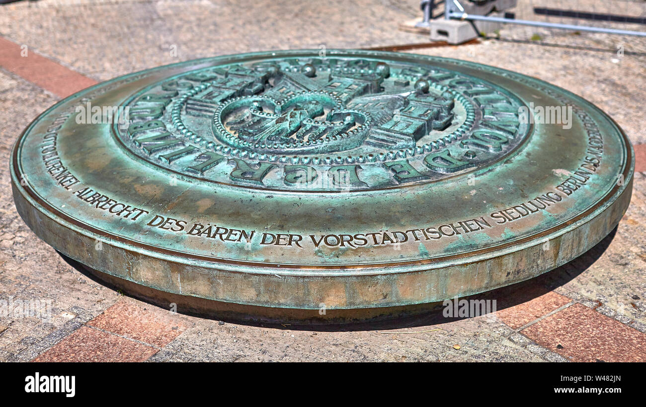 German iron eagle hi-res stock photography and images - Alamy