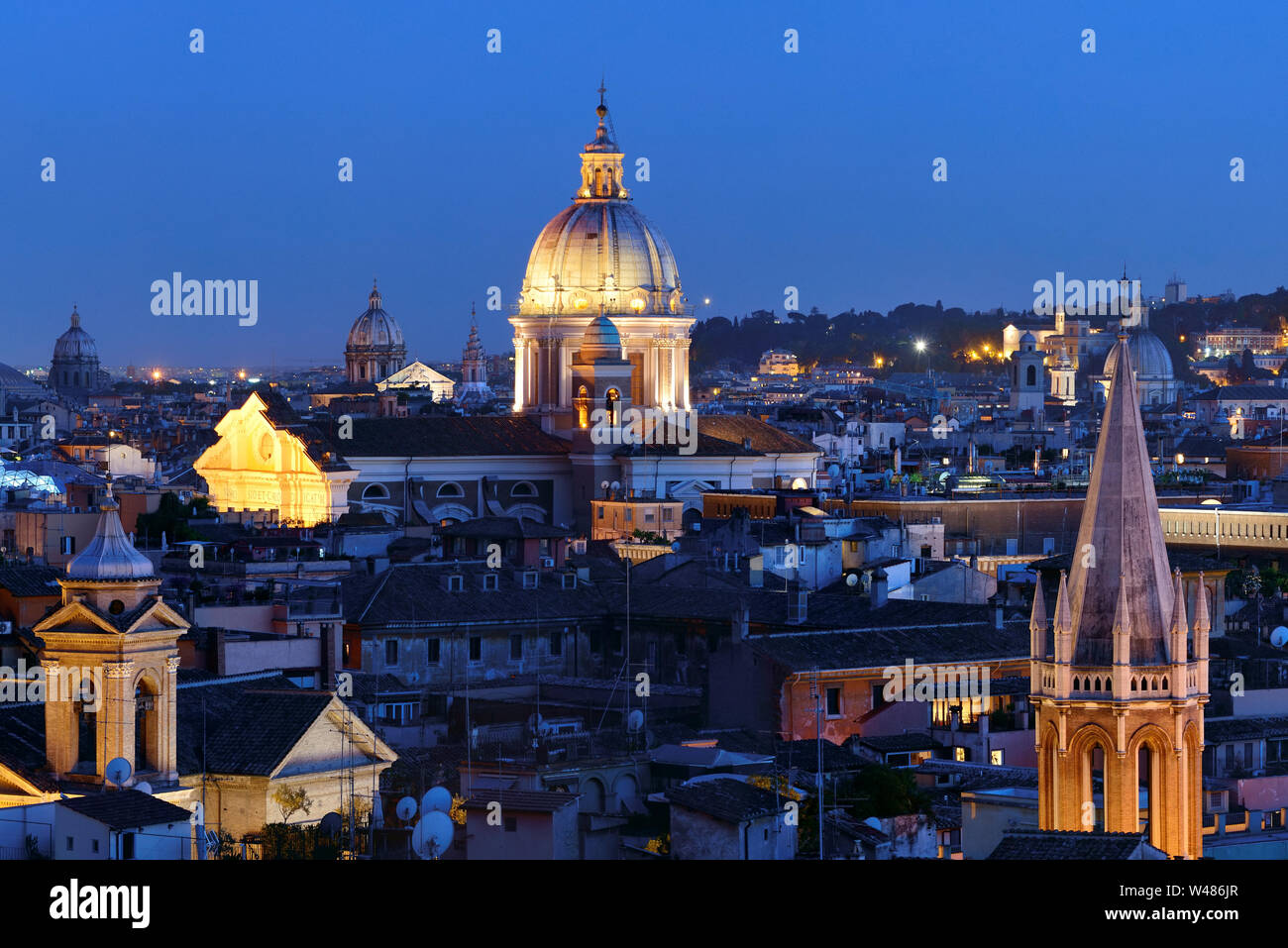 Rome rooftop view with ancient architecture in Italy at night Stock ...