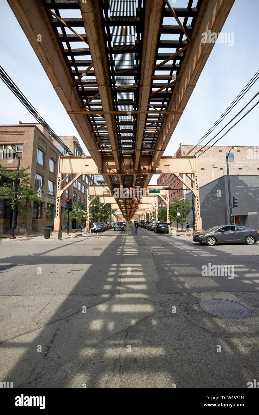 Chicago l tracks High Resolution Stock Photography and Images - Alamy