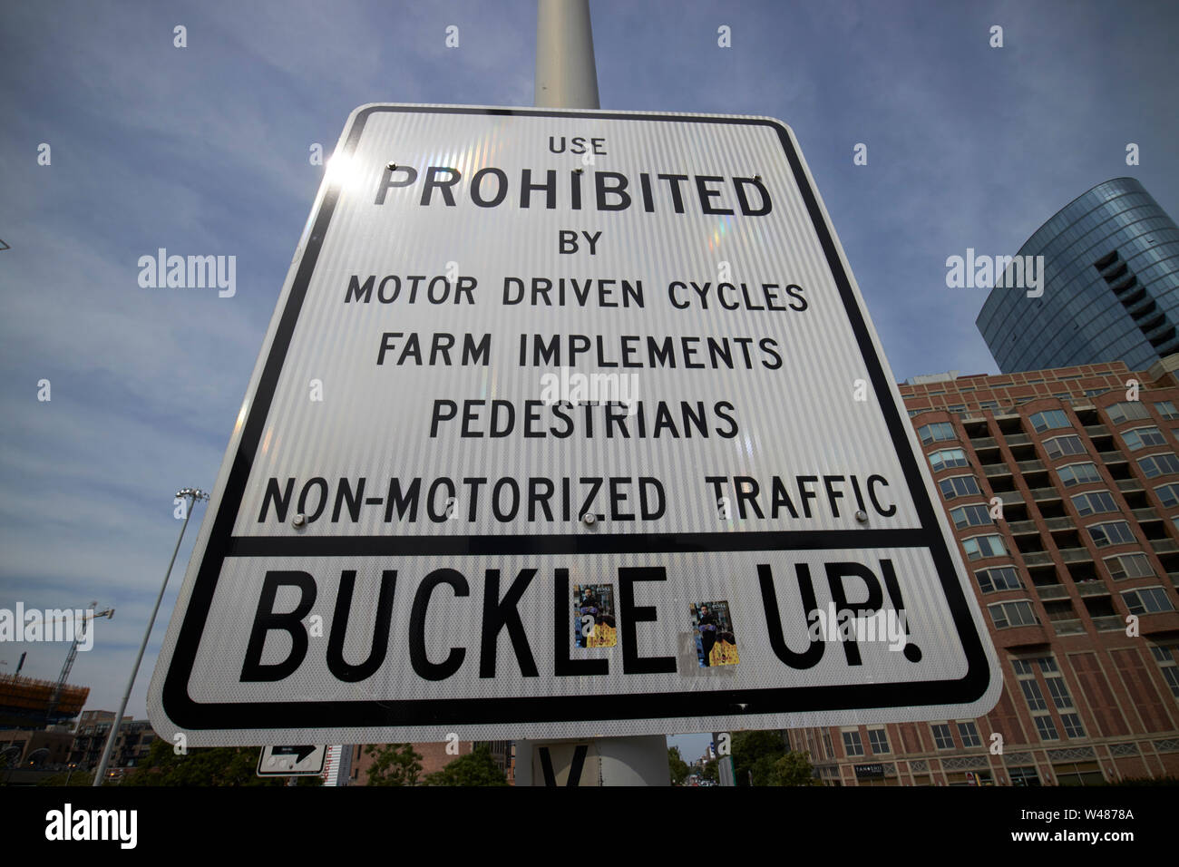 Motorized vehicles prohibited sign hi-res stock photography and images ...