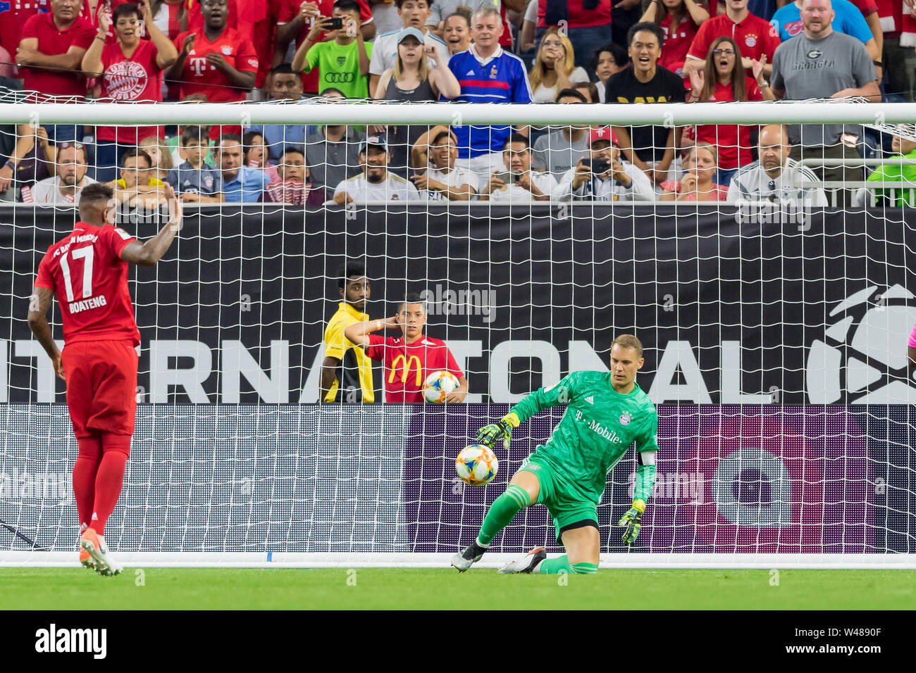 Bayern Munich Goalkeeper High Resolution Stock Photography and Images ...
