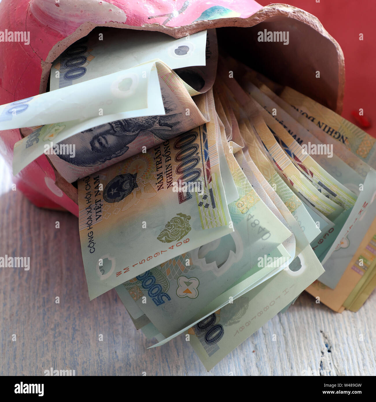 Broken banknote hi-res stock photography and images - Alamy