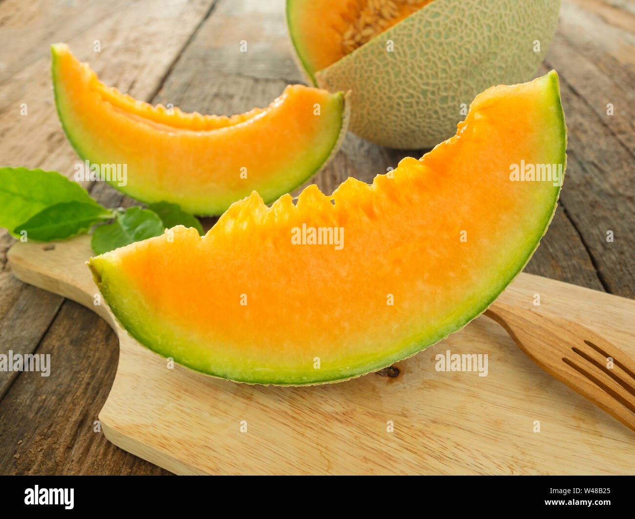 Pieces delicious honey melon hi-res stock photography and images - Alamy