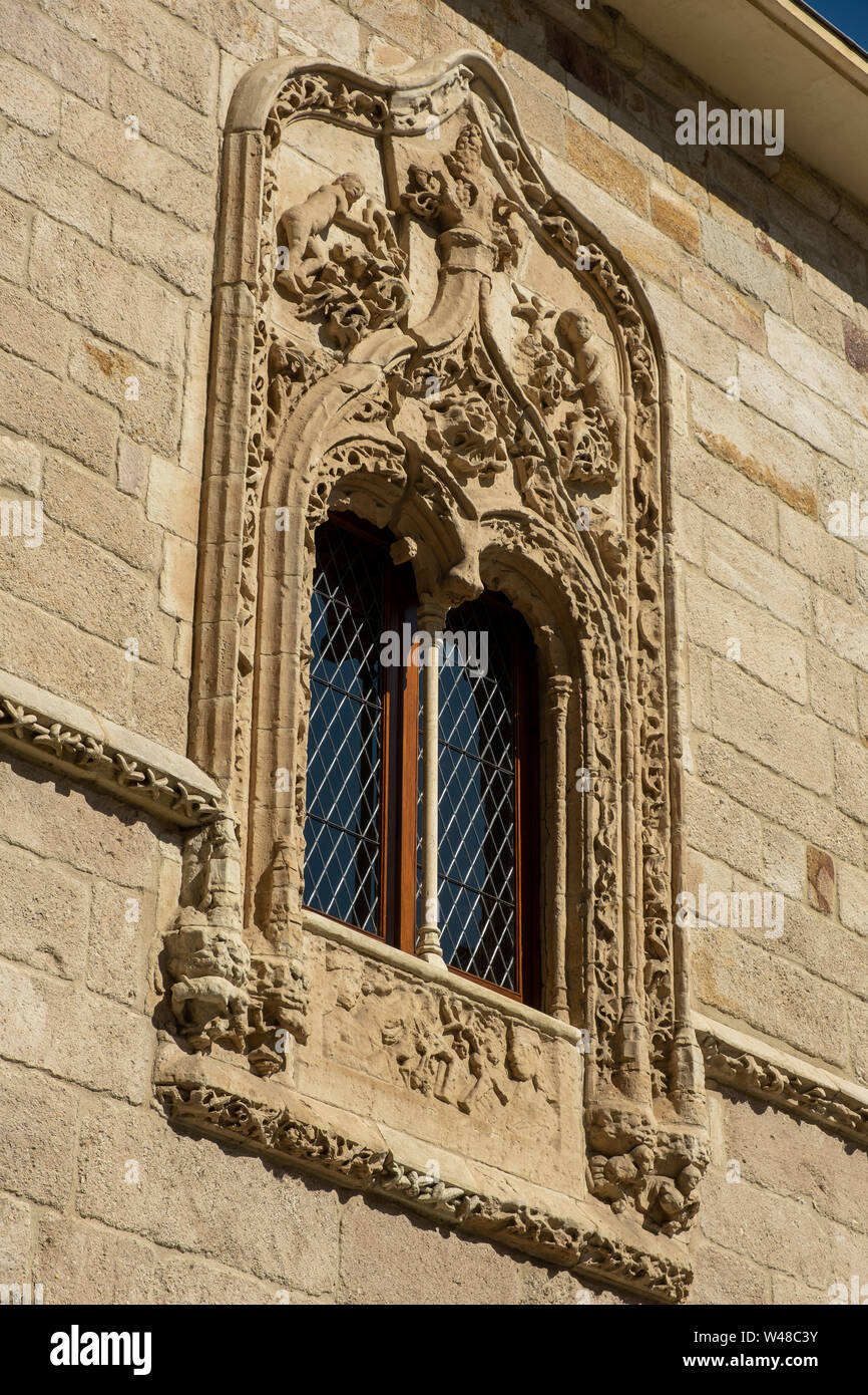 Elizabethan renaissance architecture hi-res stock photography and ...