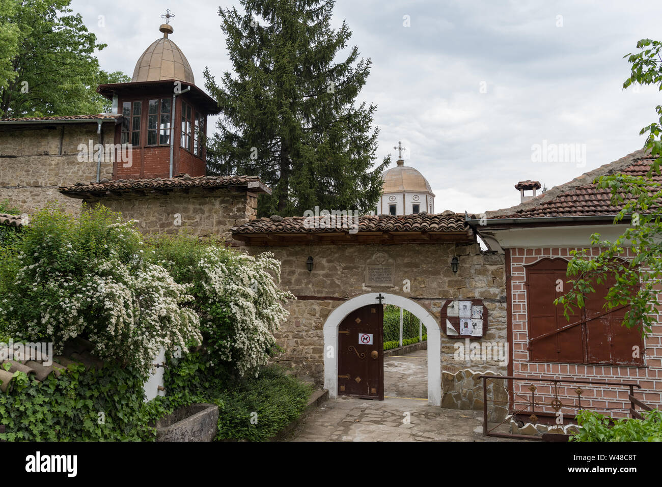 Arbanasi bulgaria orthodox church hi-res stock photography and images ...