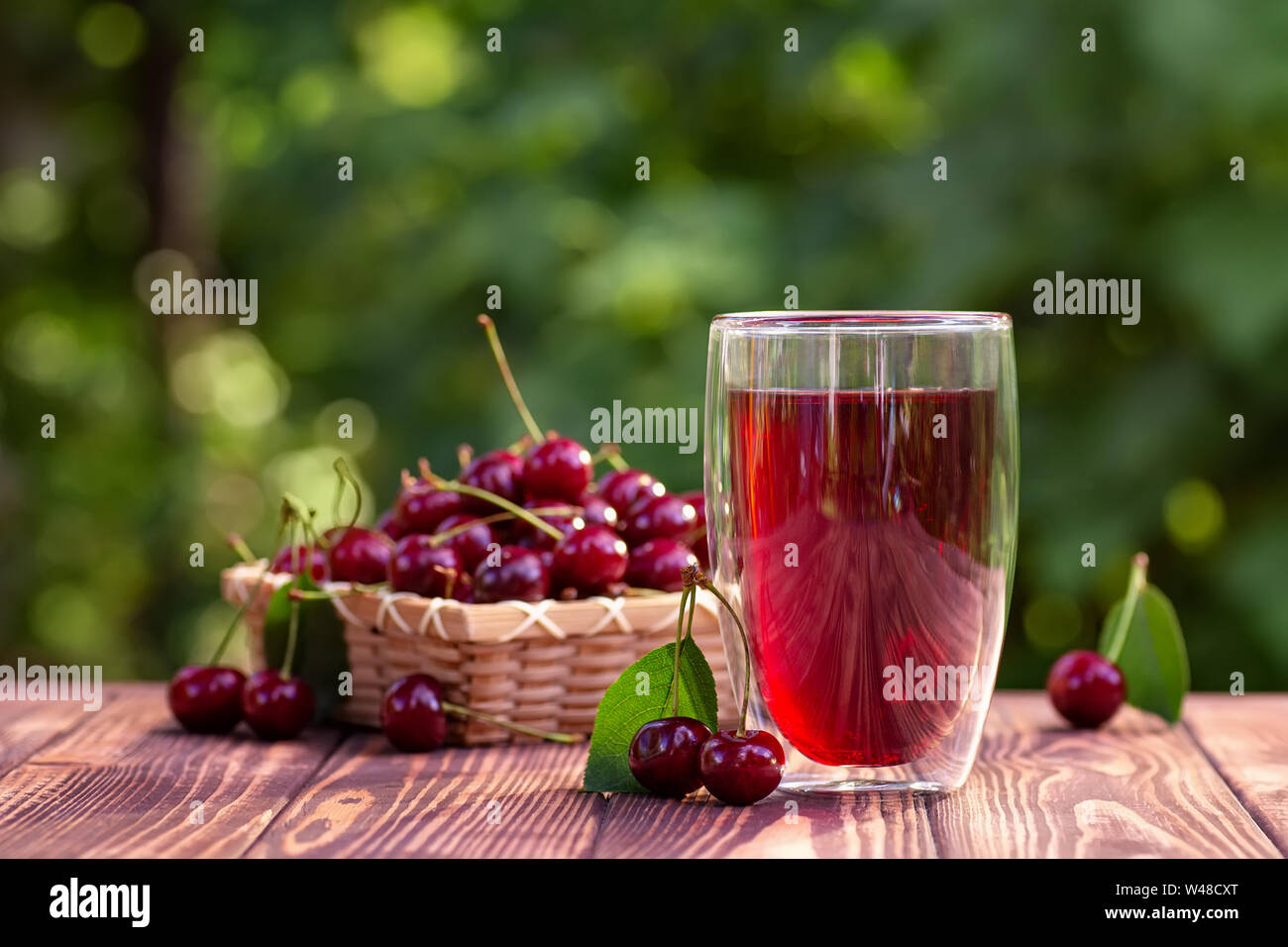 Cherry juice drink hi-res stock photography and images - Alamy