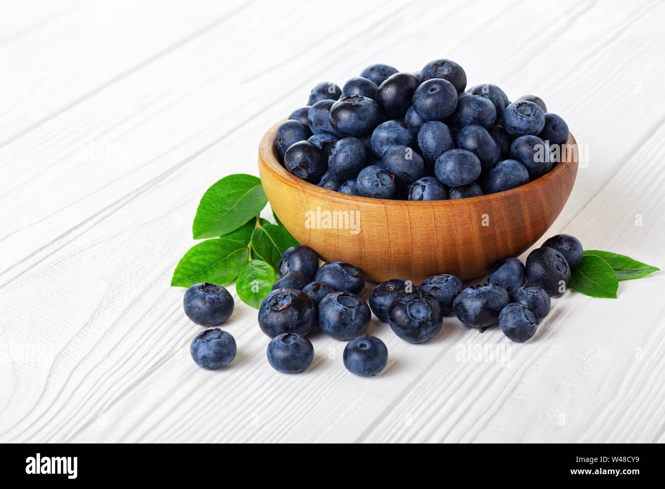 fresh blueberries in bowl Stock Photo - Alamy