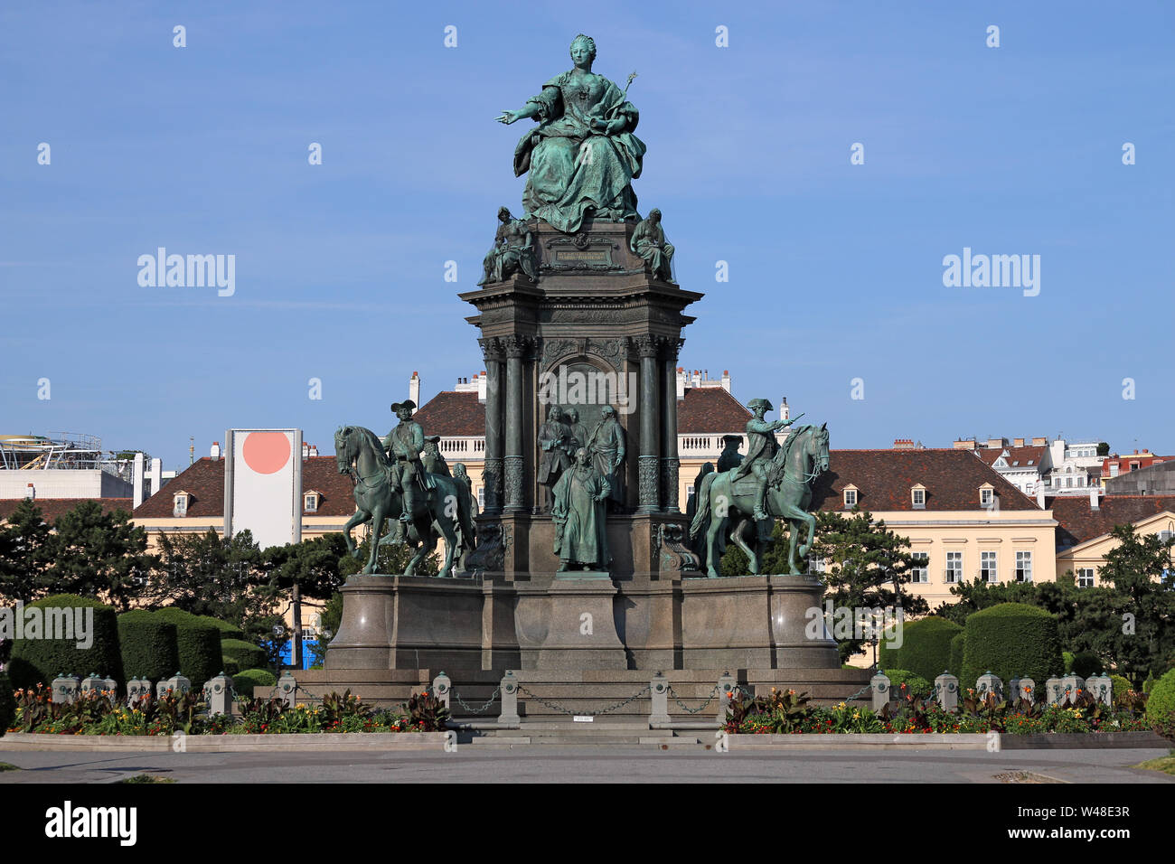 Maria theresia statue hi-res stock photography and images - Alamy
