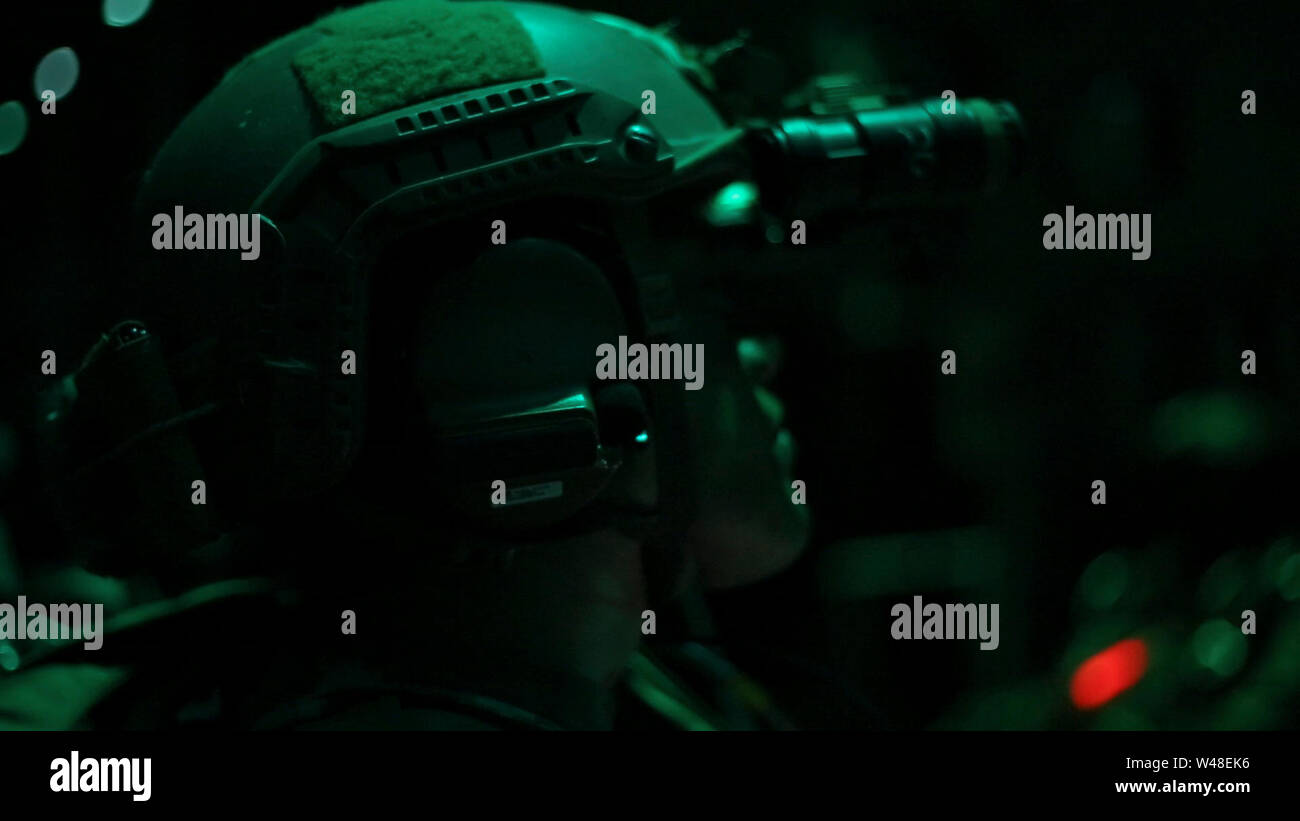 U.S. and Australian Special Operations Forces (SOF) conduct a military ...