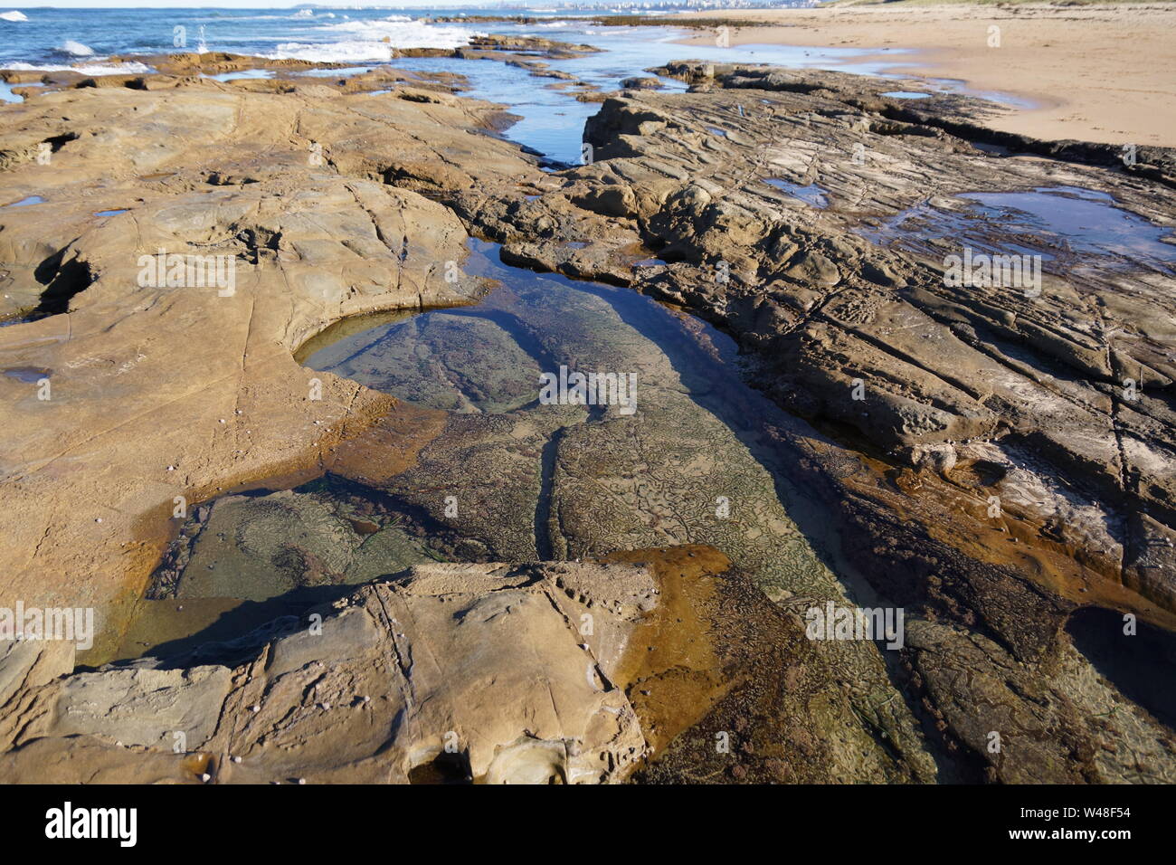 Bellambi Point rock pools Stock Photo - Alamy