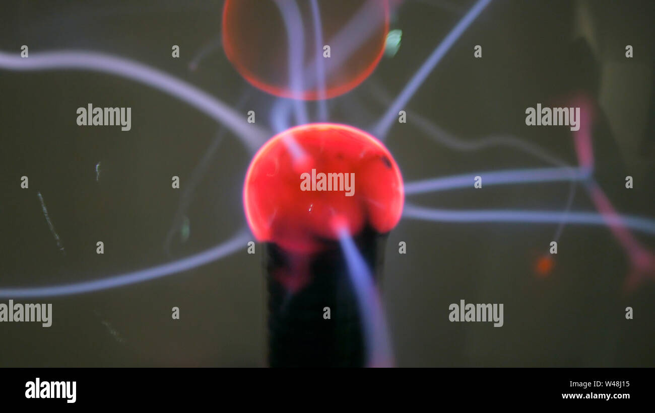 Plasma physics lab hi-res stock photography and images - Alamy