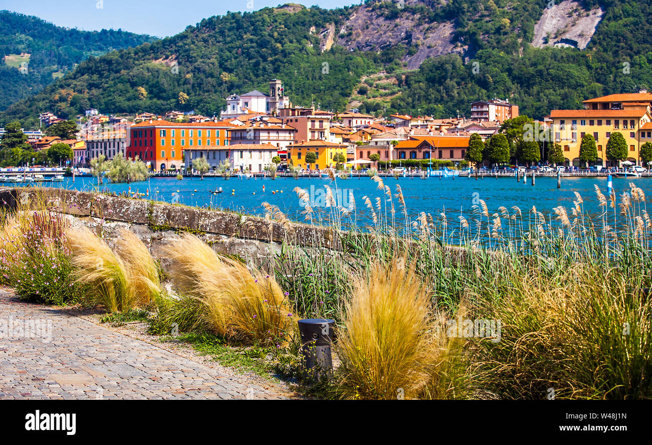 Lago d iseo hi-res stock photography and images - Alamy