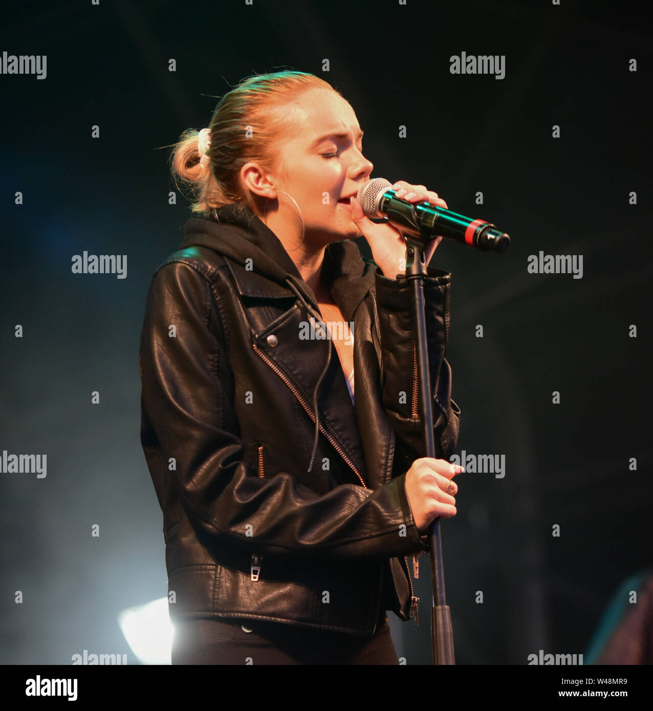 Danielle bradbury hi-res stock photography and images - Alamy