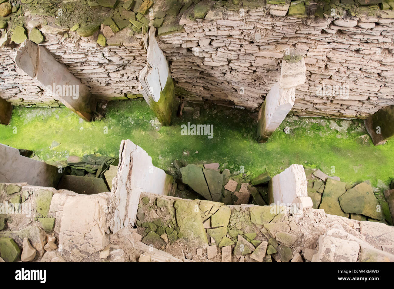 Midhowe Cairn on the Westness heritage trail on Rousay, Orkney ...