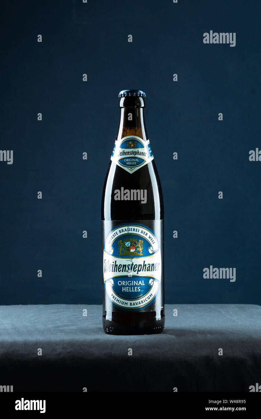 Weihenstephan logo hi-res stock photography and images - Alamy