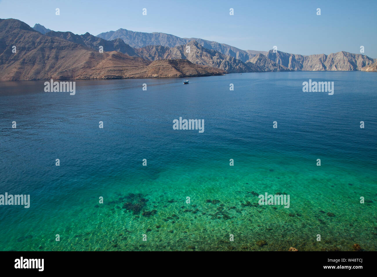 Península de musandam hi-res stock photography and images - Alamy