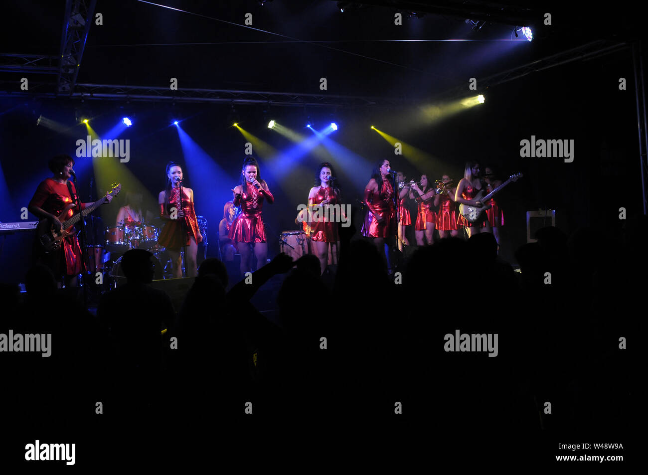 The Anacaona female orchestra during its concert in the Nau of ...