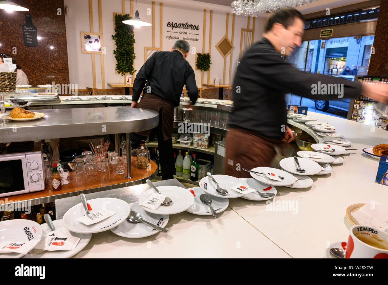 Traditional cafeteria hi-res stock photography and images - Alamy