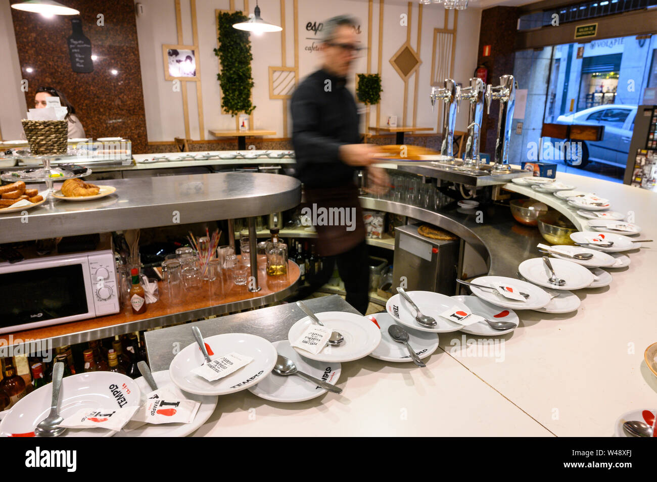 Traditional cafeteria hi-res stock photography and images - Alamy