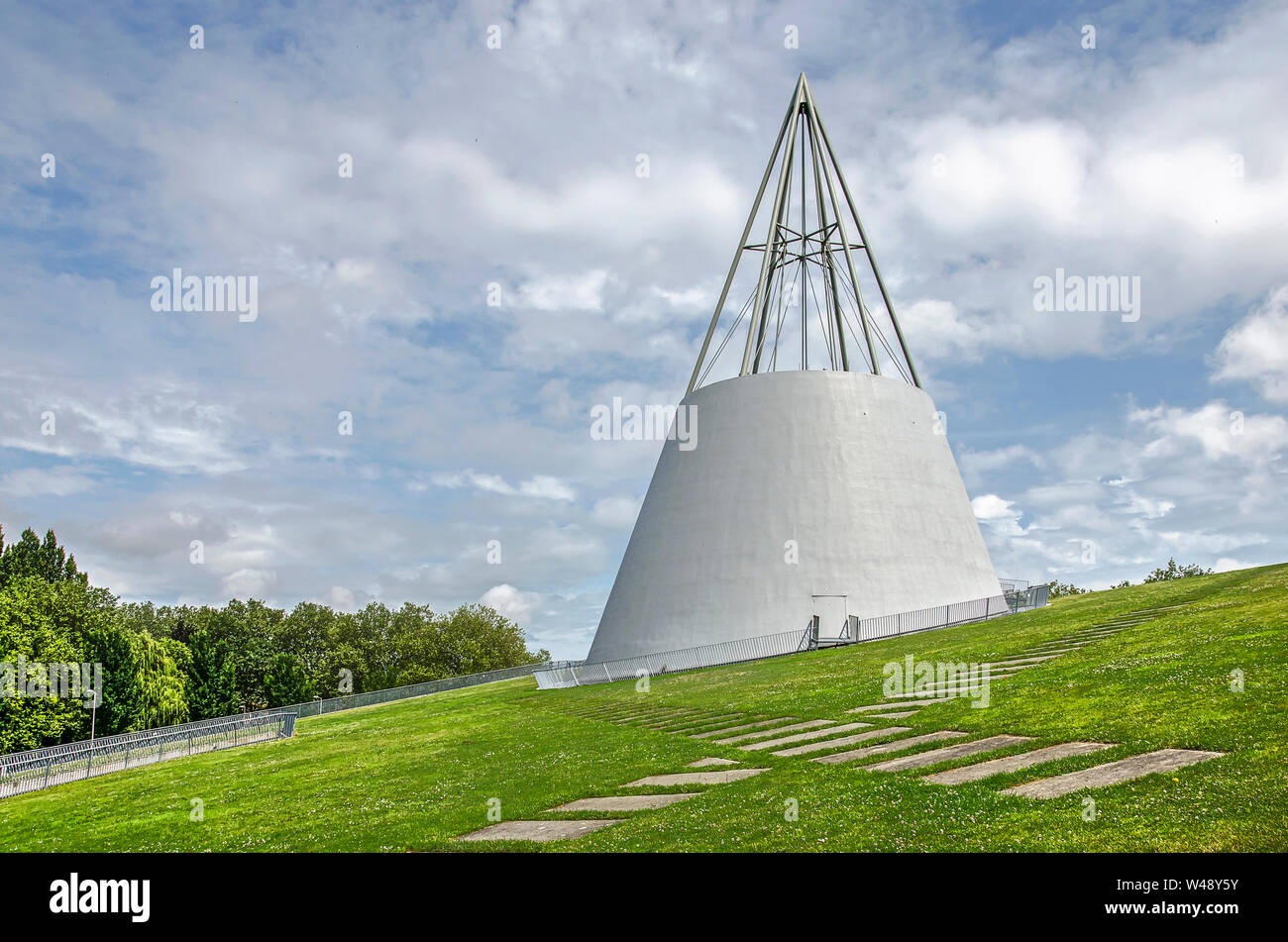 Cone shaped building hi-res stock photography and images - Alamy