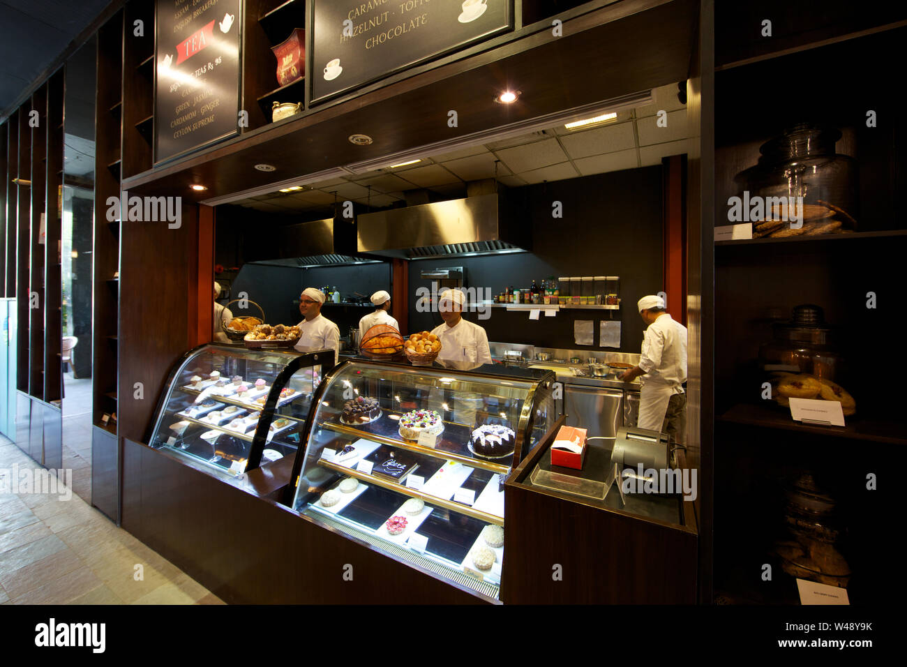 Bakery shop interiors hi-res stock photography and images - Alamy