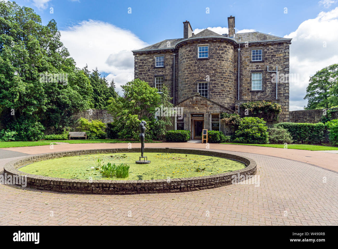 Reg butler girl botanic gardens hi-res stock photography and images - Alamy