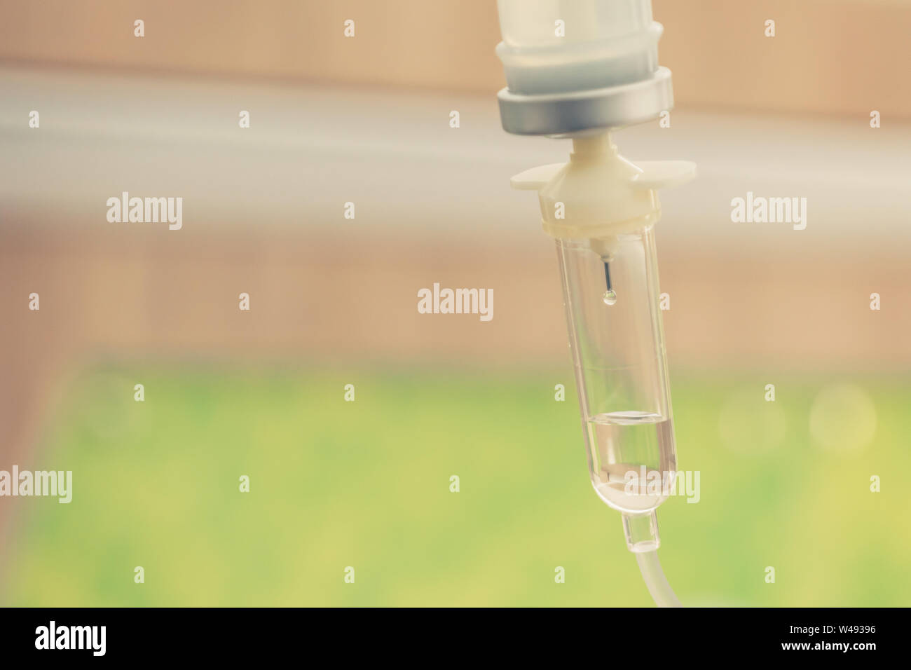 Saline solution hi-res stock photography and images - Alamy