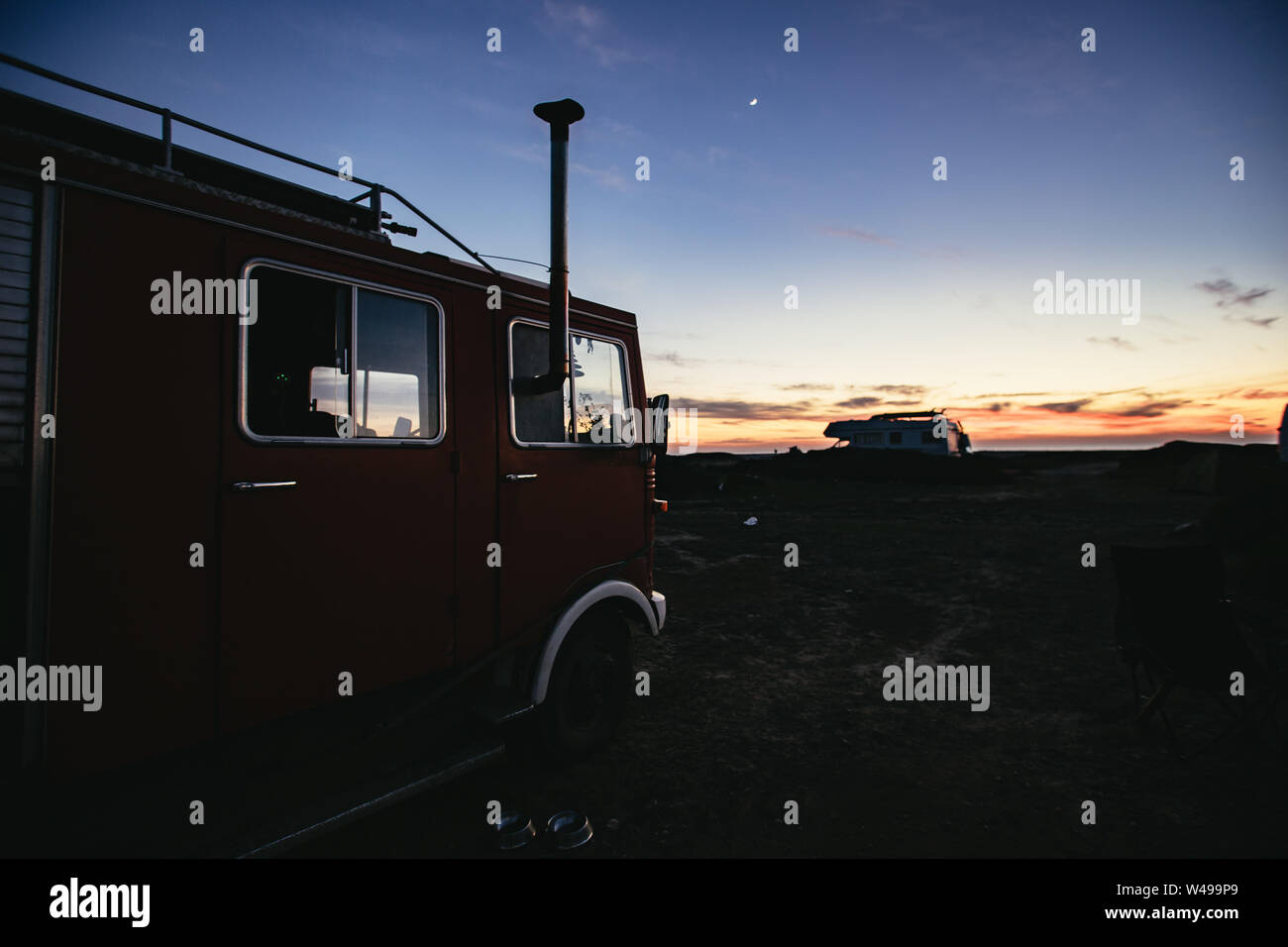 Camper sunset hi-res stock photography and images - Alamy