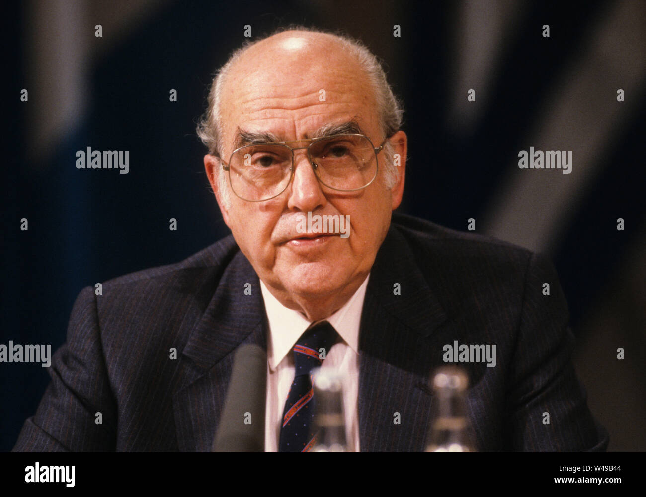 Andreas Papandreou Greek economist and politician founding the ...