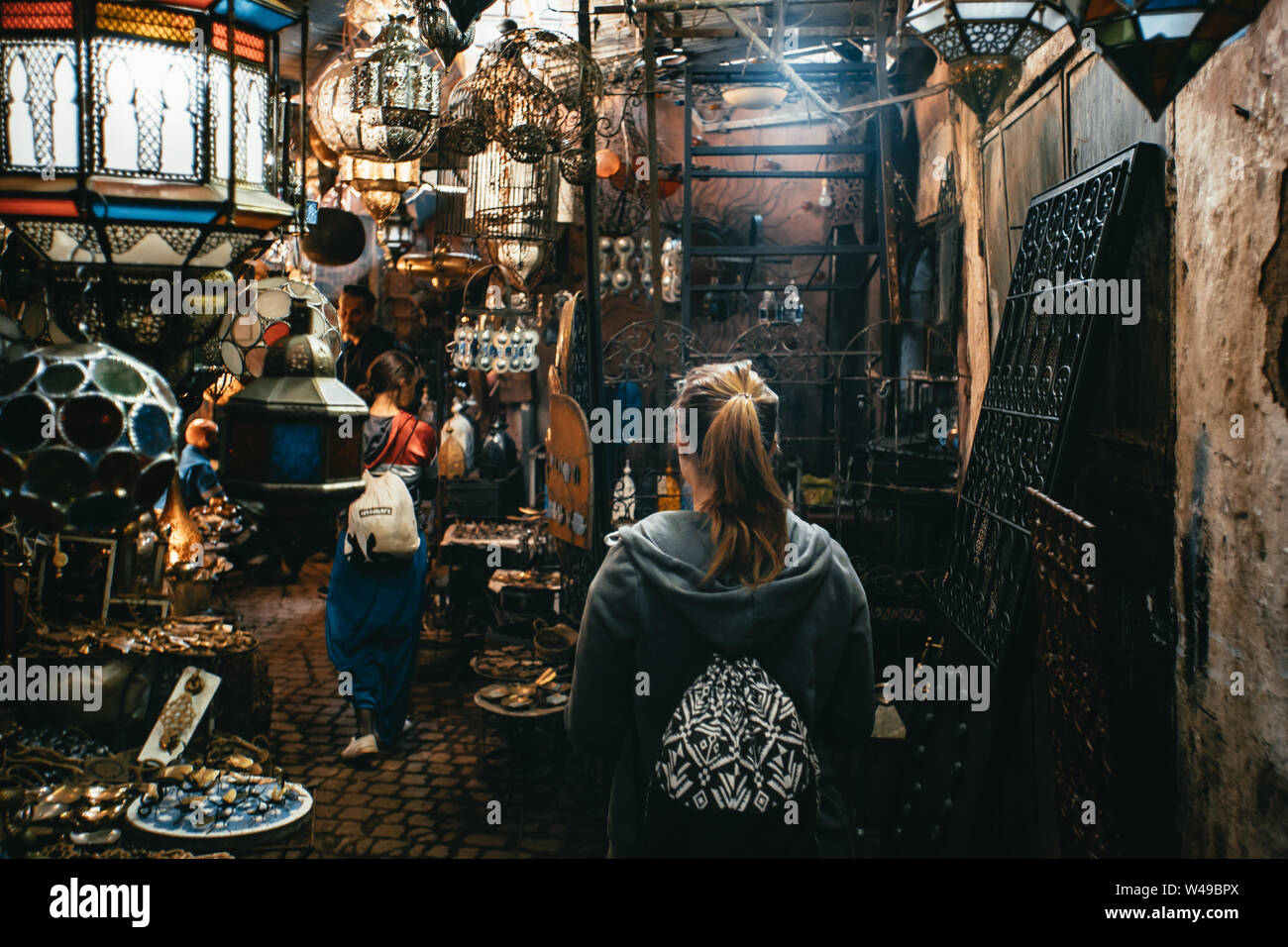 Entering a store hi-res stock photography and images - Alamy