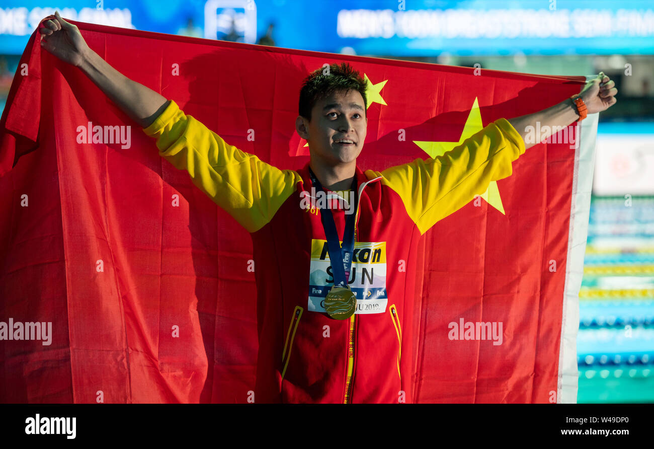 Mens 400 meter freestyle swimming final hi-res stock photography and ...