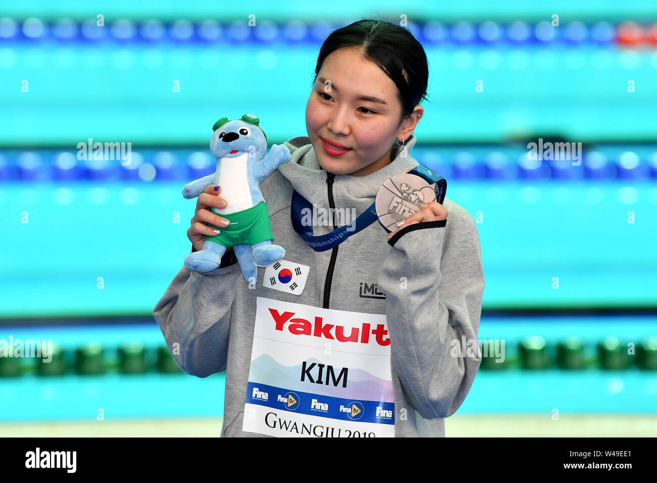 Suji Kim's Instagram, Twitter & Facebook on IDCrawl