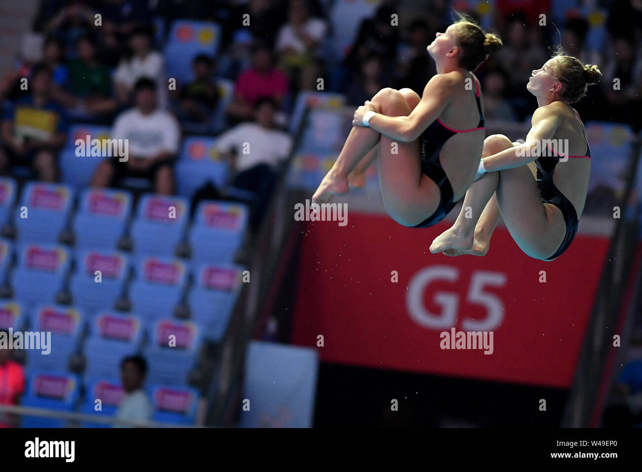 Helle tuxen hi-res stock photography and images - Alamy