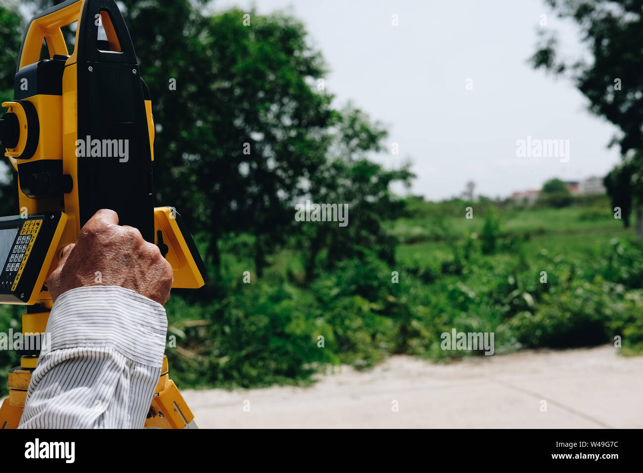 tacheometer for land surveyor. electronic theodolite equipment for ...