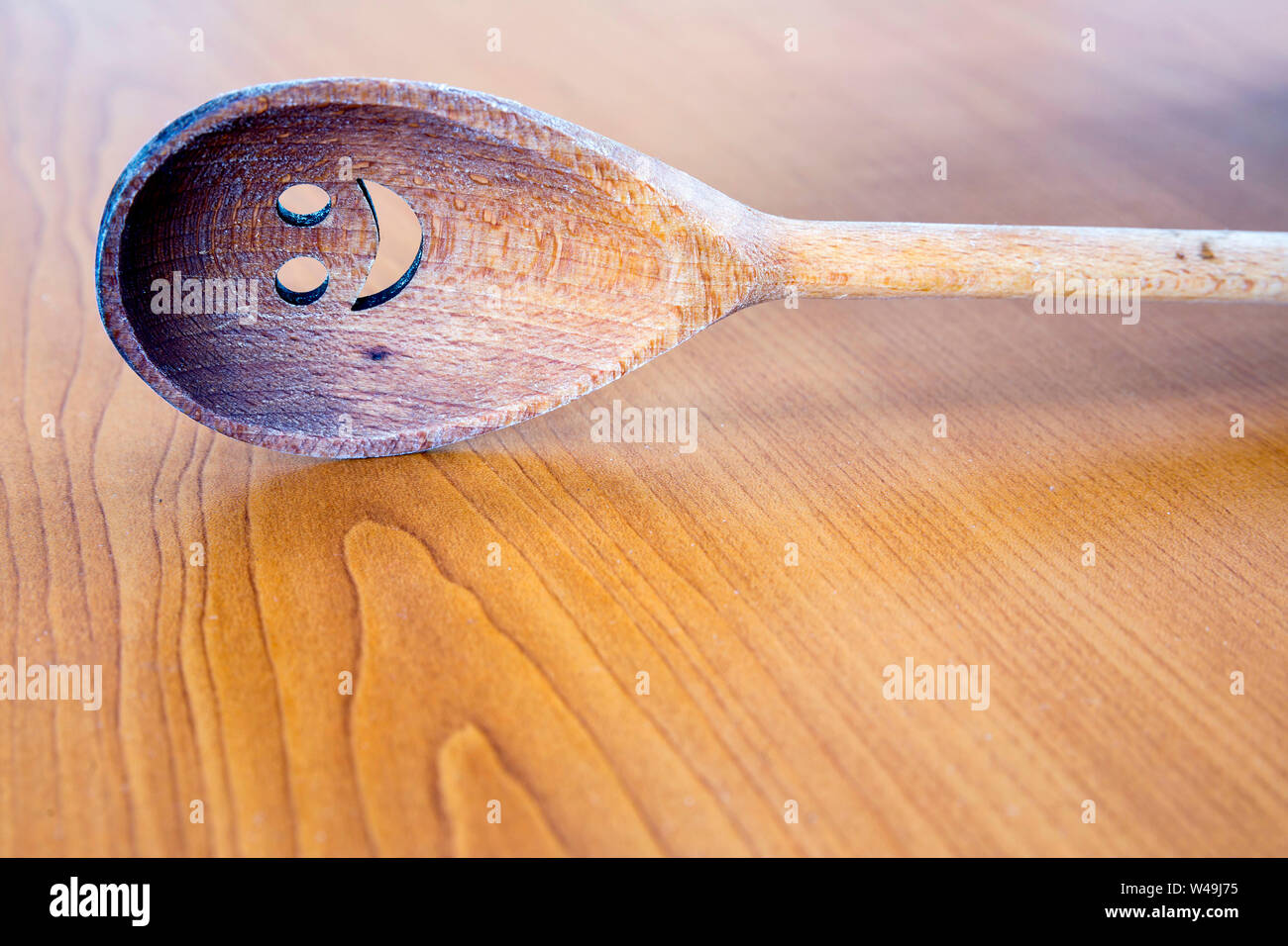 Smiley spoon hi-res stock photography and images - Alamy