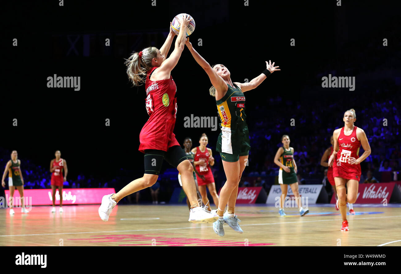 England's Natalie Haythornthwaite (left) and South Africa's Erin Burger ...