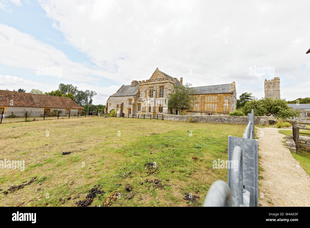 Dissolution of the monasteries hi-res stock photography and images - Alamy
