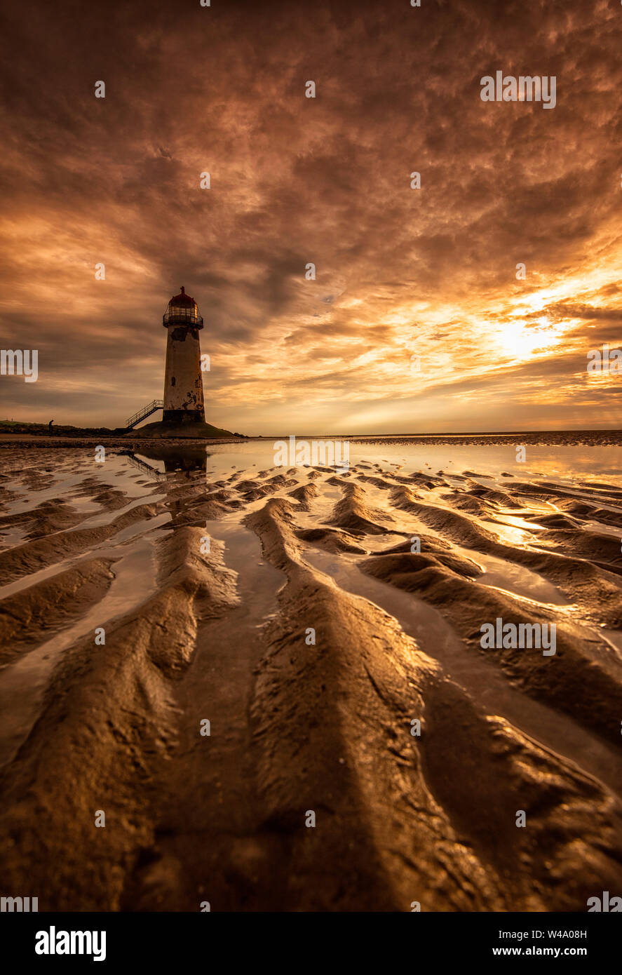 Talacre beach hi-res stock photography and images - Alamy