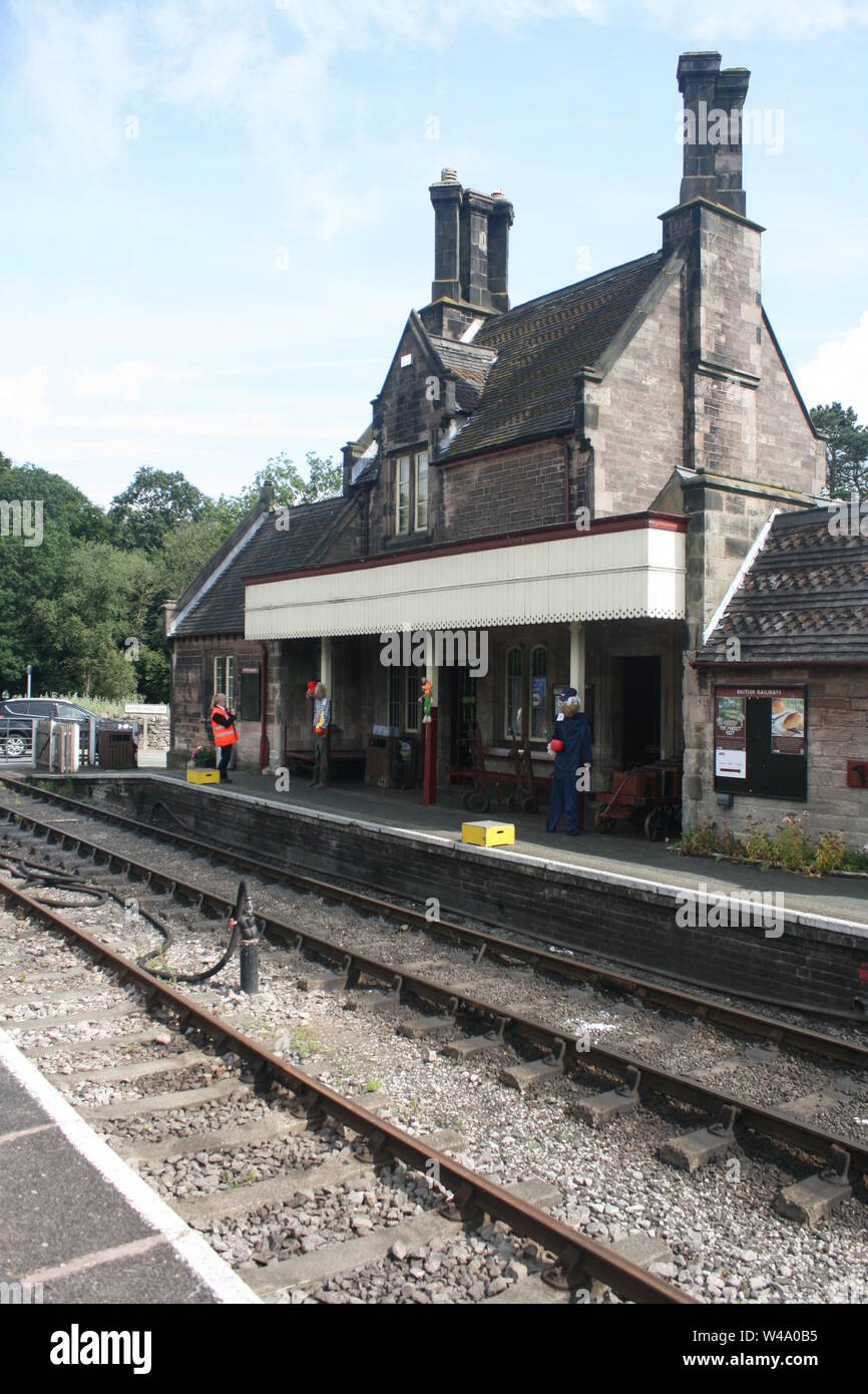 Victorian railway station - Cheddleton preserved railway station ...