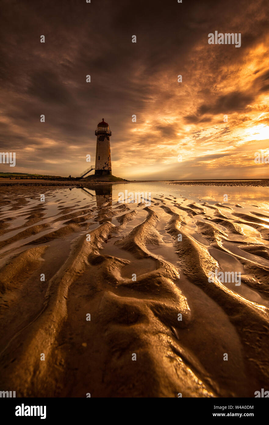 Lighthouse at talacre beach hi-res stock photography and images - Alamy