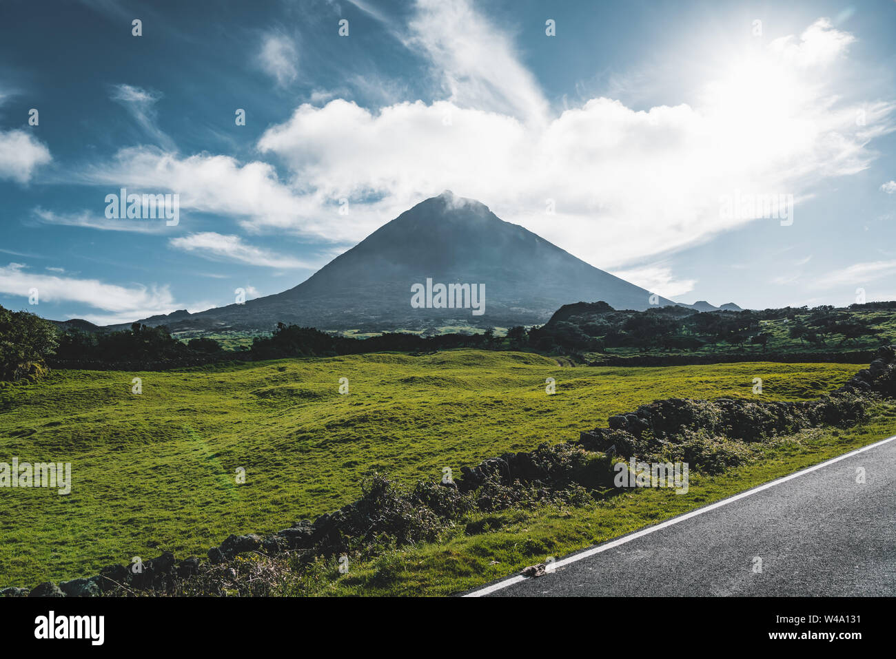 Straight EN3 longitudinal road northeast of Mount Pico and the ...