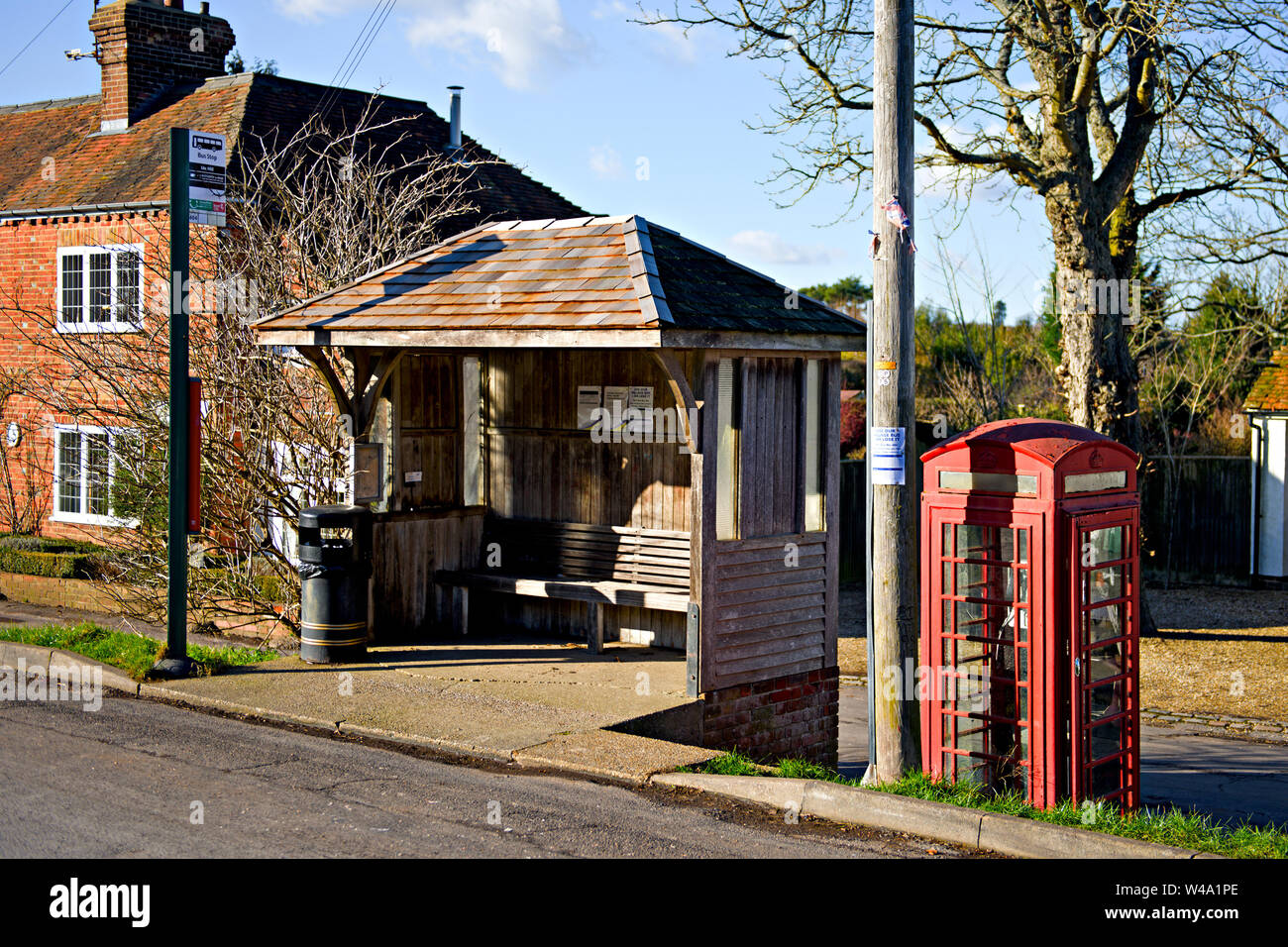 Village bus shelter hi-res stock photography and images - Alamy