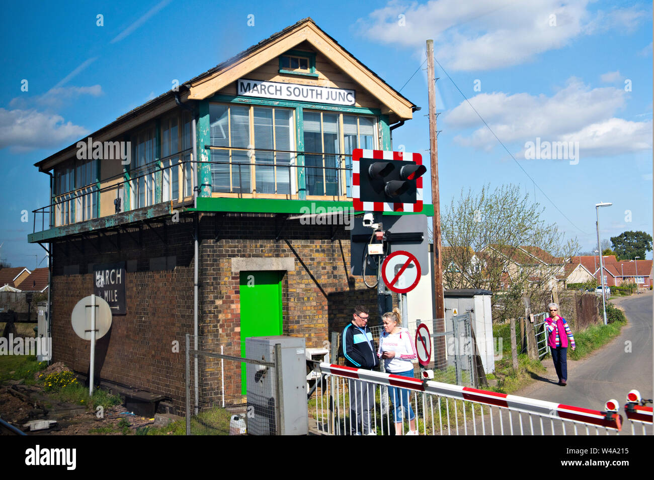 Signal boxes hi-res stock photography and images - Alamy