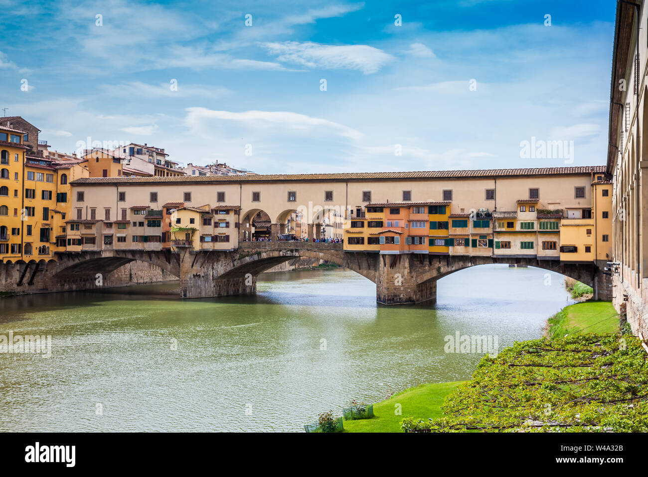 Ponte Vecchio a medieval stone closed-spandrel segmental arch bridge ...